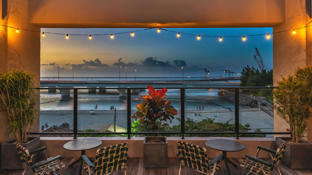 SEA BAR LOUNGE | 居酒屋／BAR | クーポン情報サイト「iroiro沖縄」